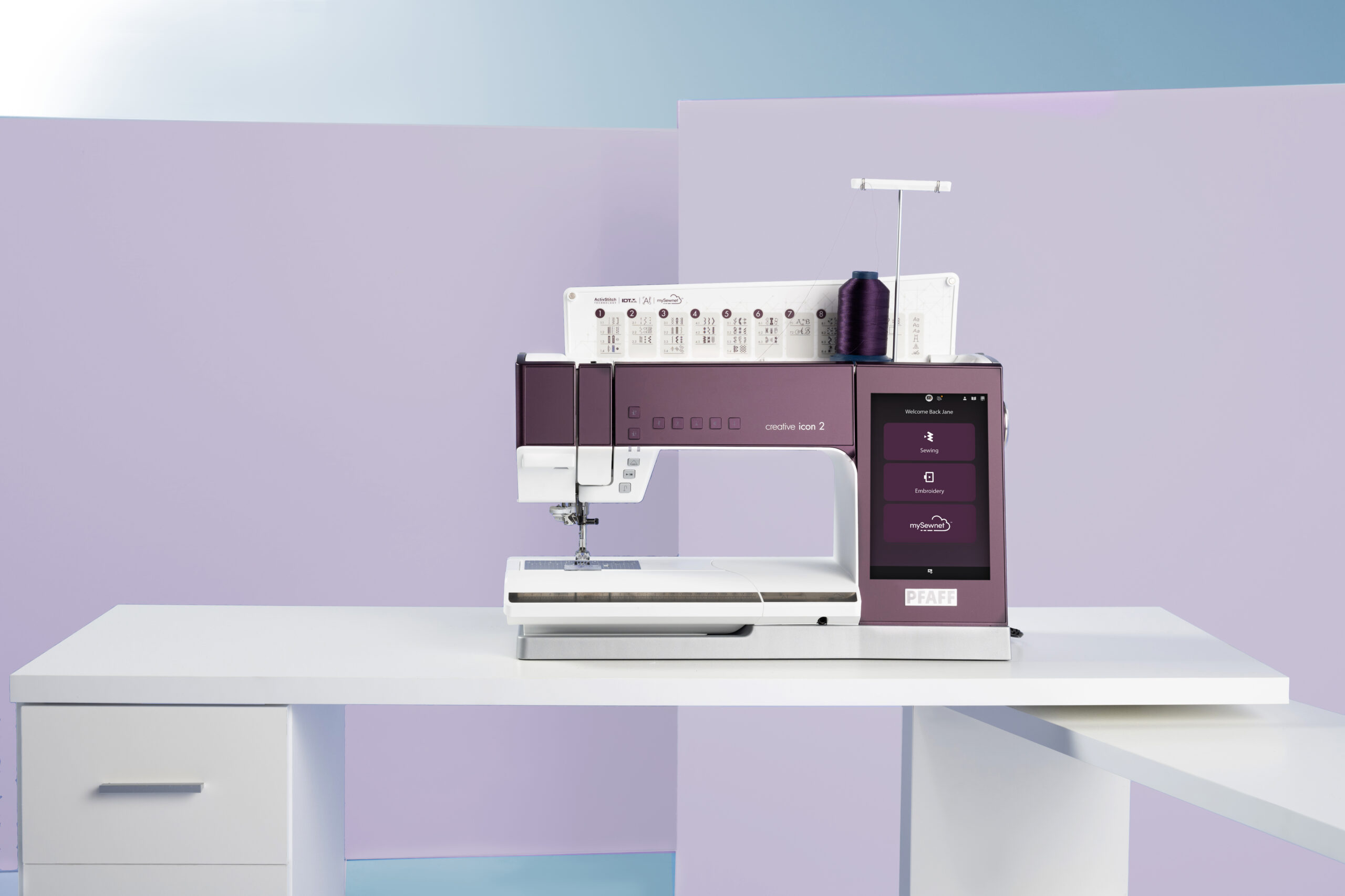 Machine à coudre et à broder PFAFF Icon 2